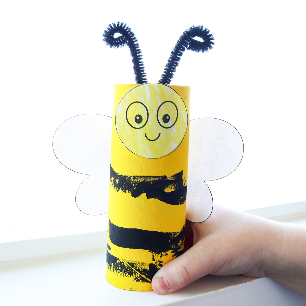Easy Bee Toilet Paper Roll Craft for Kids - Mom in Pajamas