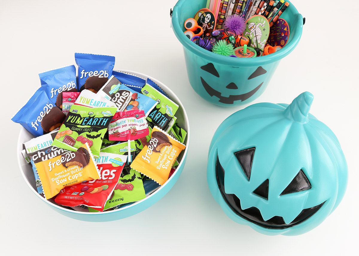 Free Printable Teal Pumpkin Project Signs For Halloween - Mom in Pajamas